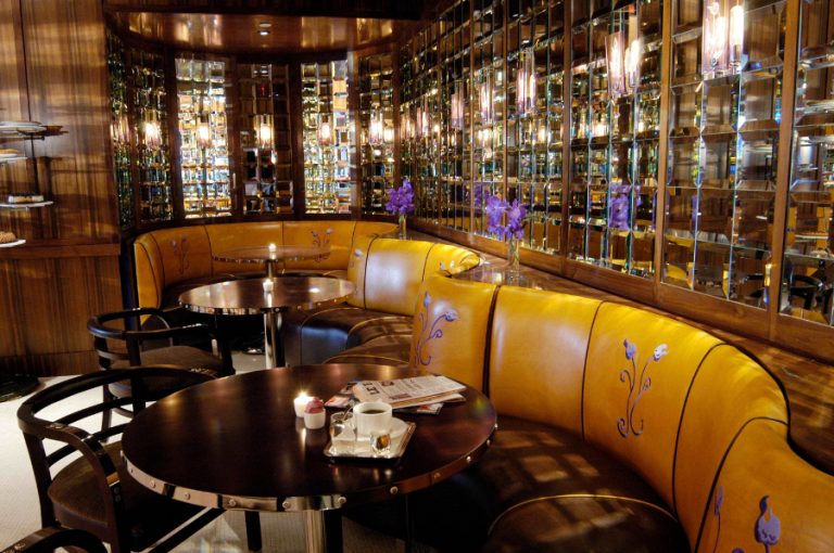Wonderful Elegant Restaurant Decor by Studio Gronda | Restaurant ...